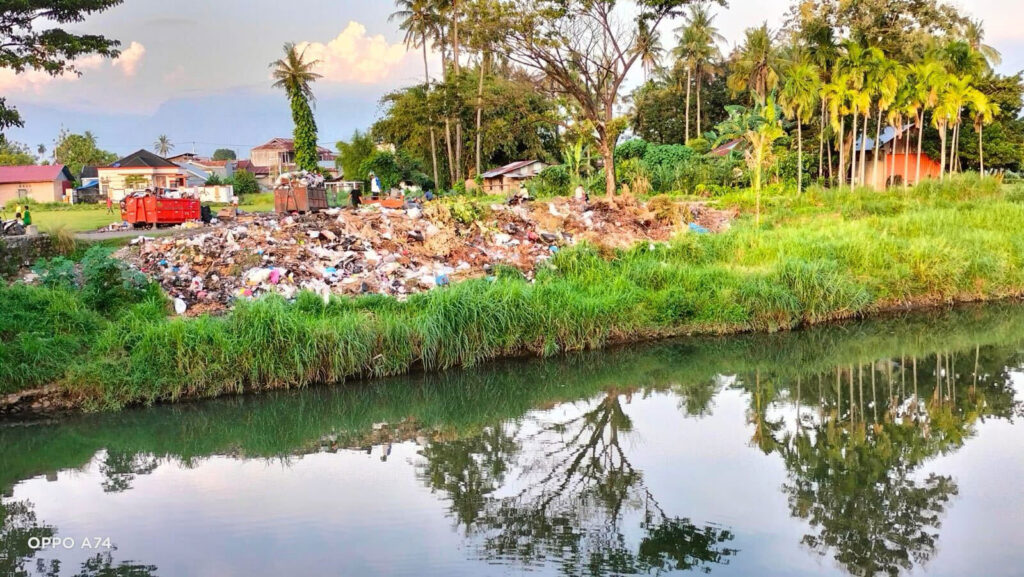 Microplastics found in Arau River water sample in Indonesia | Break ...